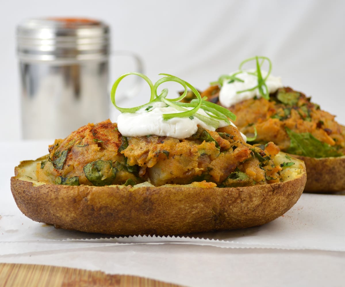 8 Ways to Make Badass Baked Potatoes – One Green Planet