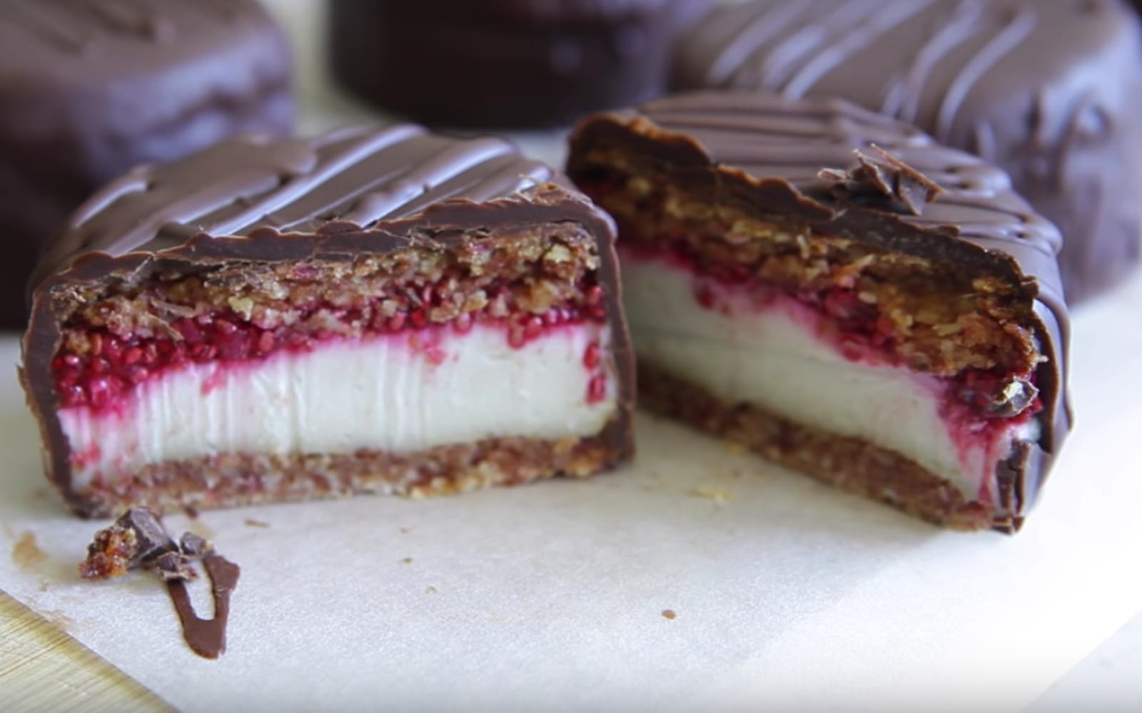 Wagon Wheels: Chocolate Covered Coconut Soufflé with Cookies and ...